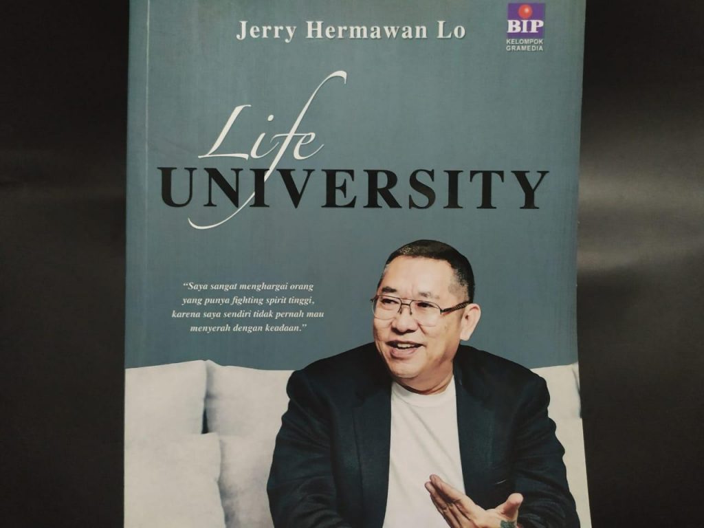 Founder dan Owner JHL Group Merilis Buku Biografi – HijauBintaro