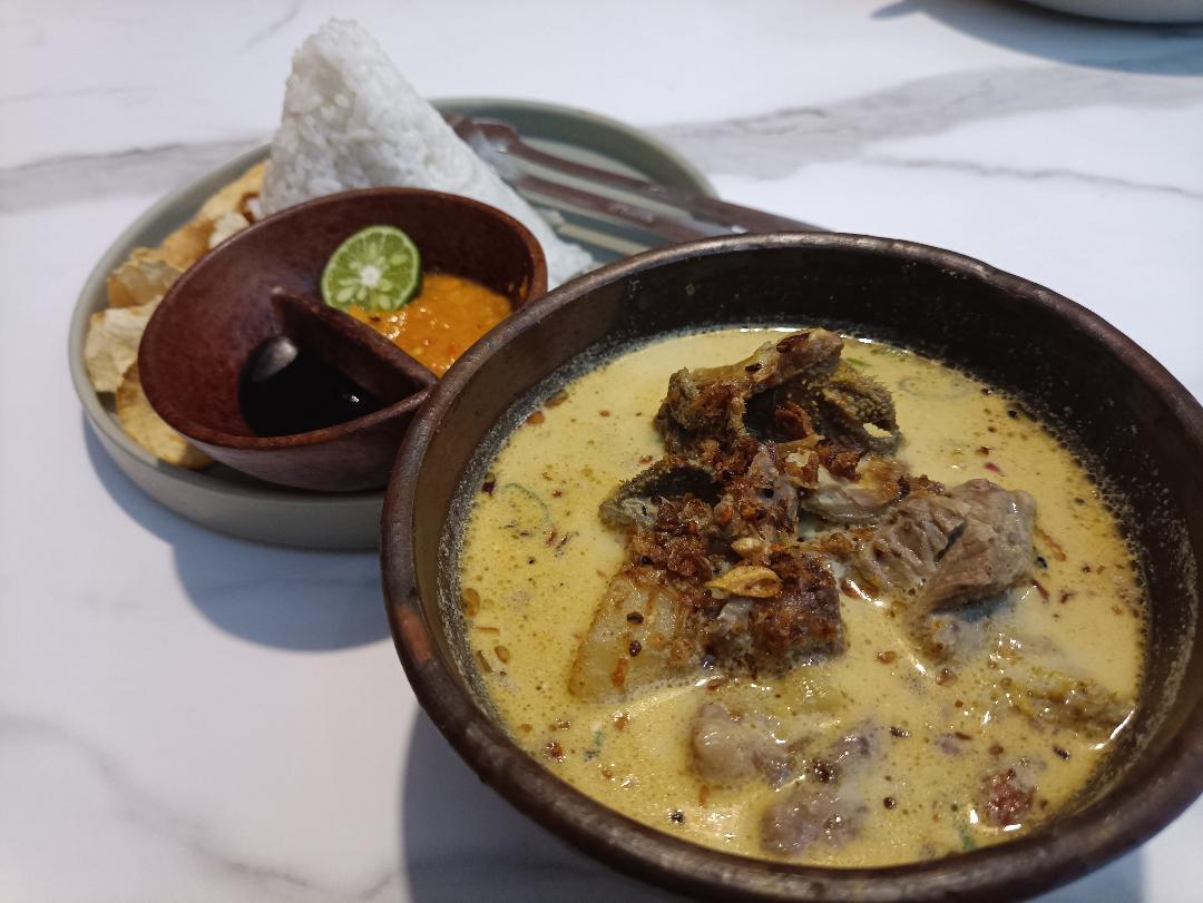 Inaree Coffee And Resto: Tempat Kulineran Baru Yang Bikin Betah Dengan ...