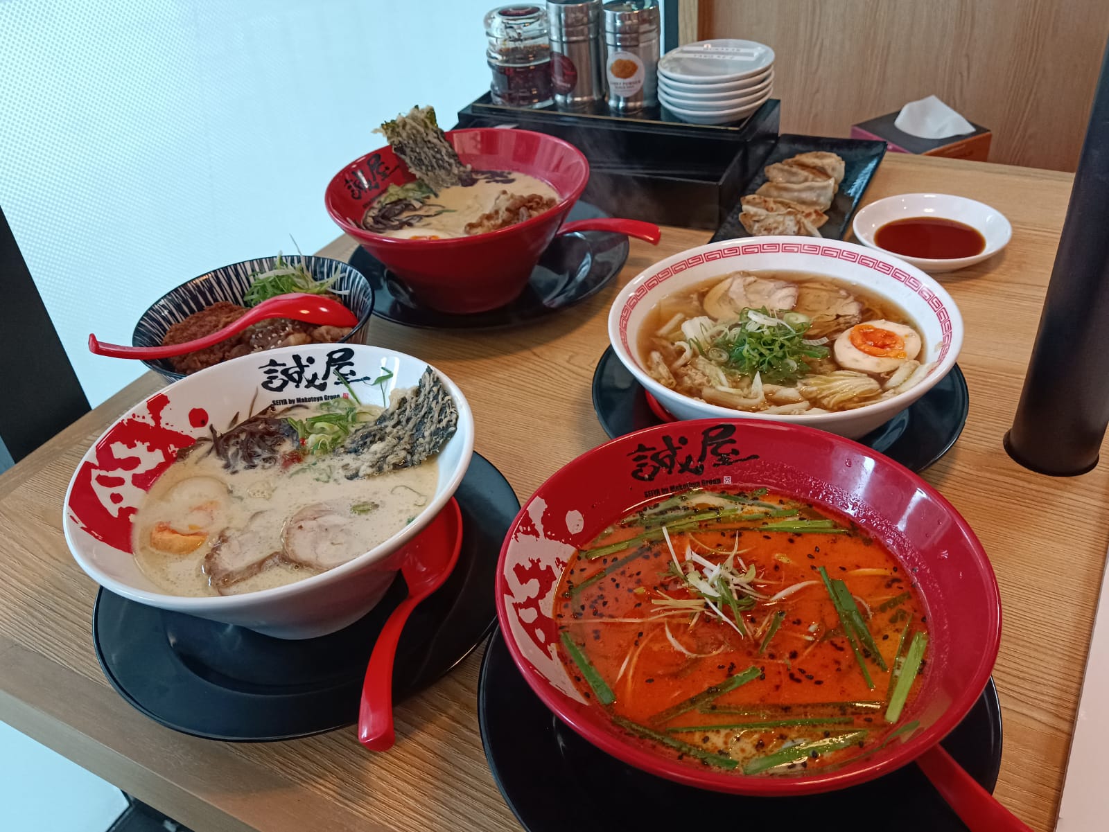 Ramen Seiya di BXChange Mall 2 Suguhkan Sensasi Kuah Kolagen Sapi ...